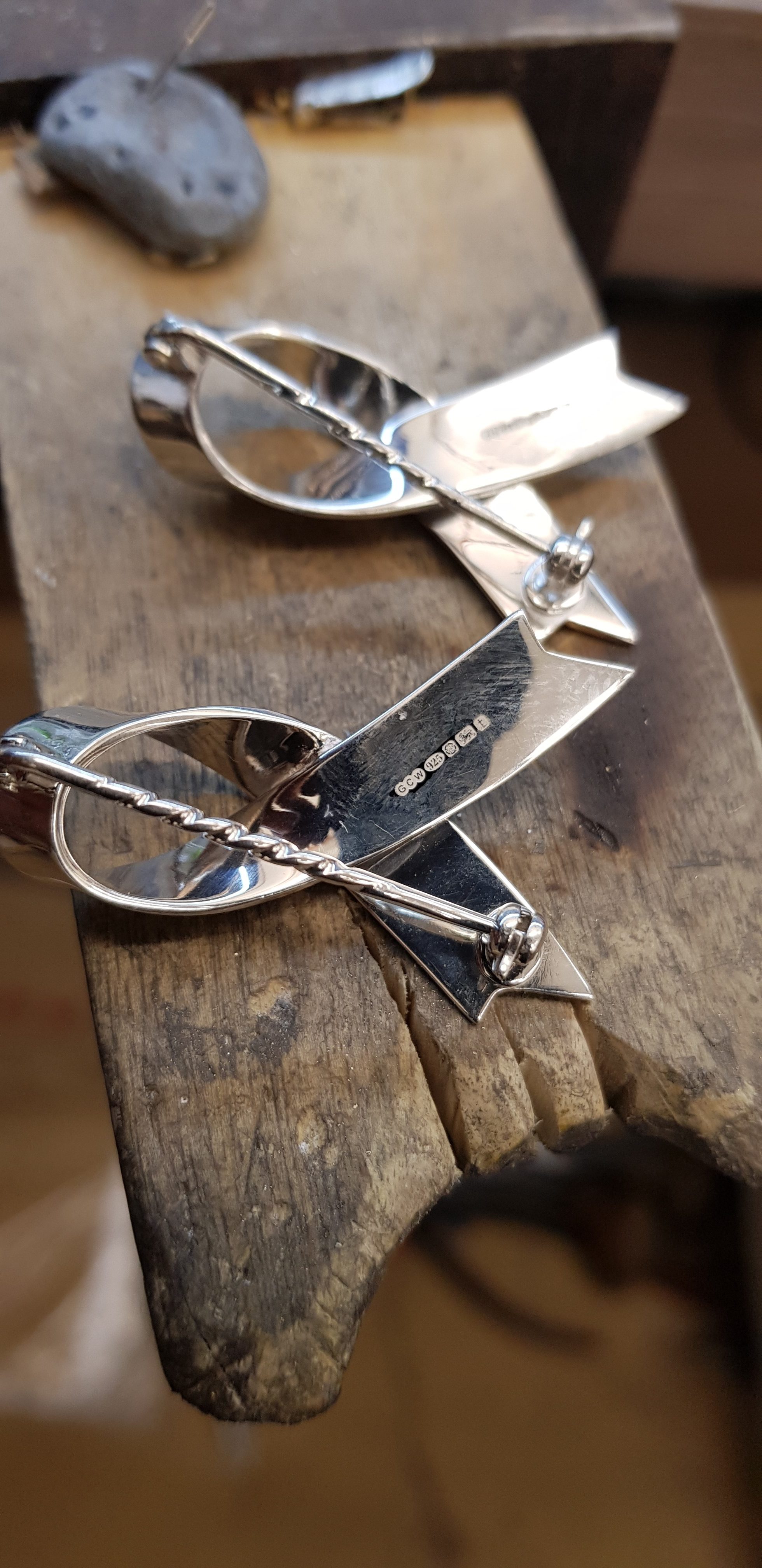 Unique Hand Made Ea-Tef – Tof-oA Silver Ribbons